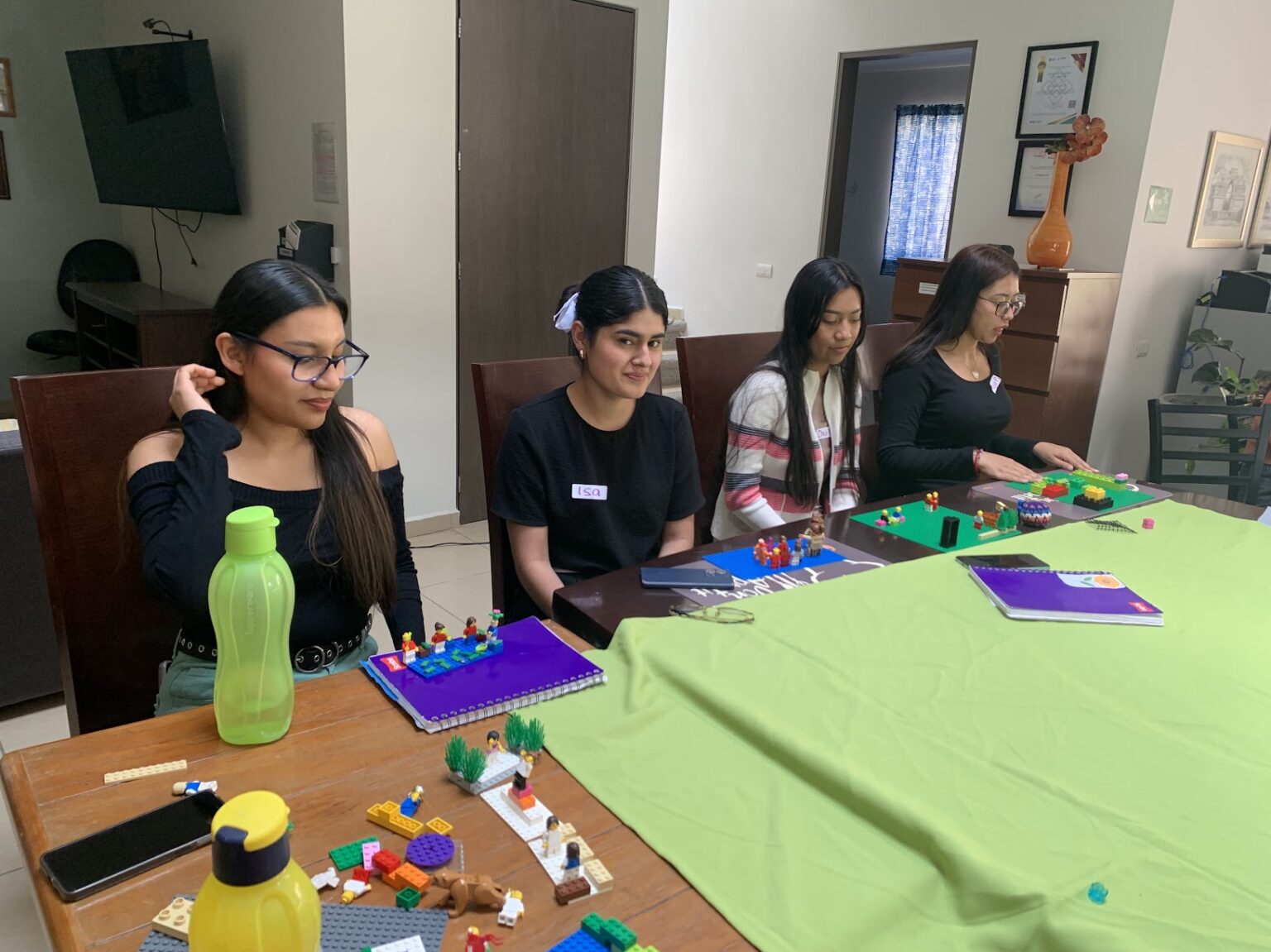 Taller LEGO Seriuos Play – La Cima IAP